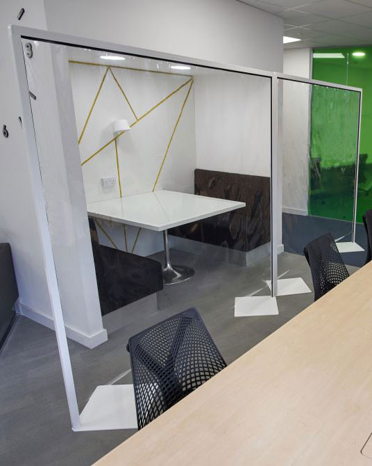 Sauber Freestanding Full-Height Shield Screen